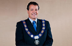 The Baby Whisperer vs the Bully Boy | Susan on the Soapbox